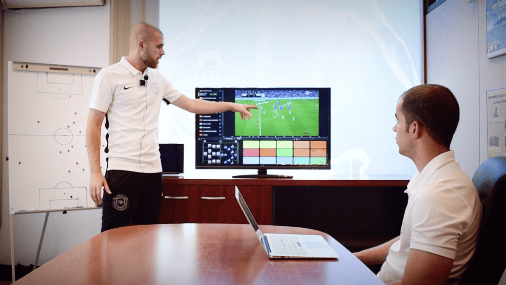 Le rôle de l’analyste dans le football professionnel - MBP School of ...