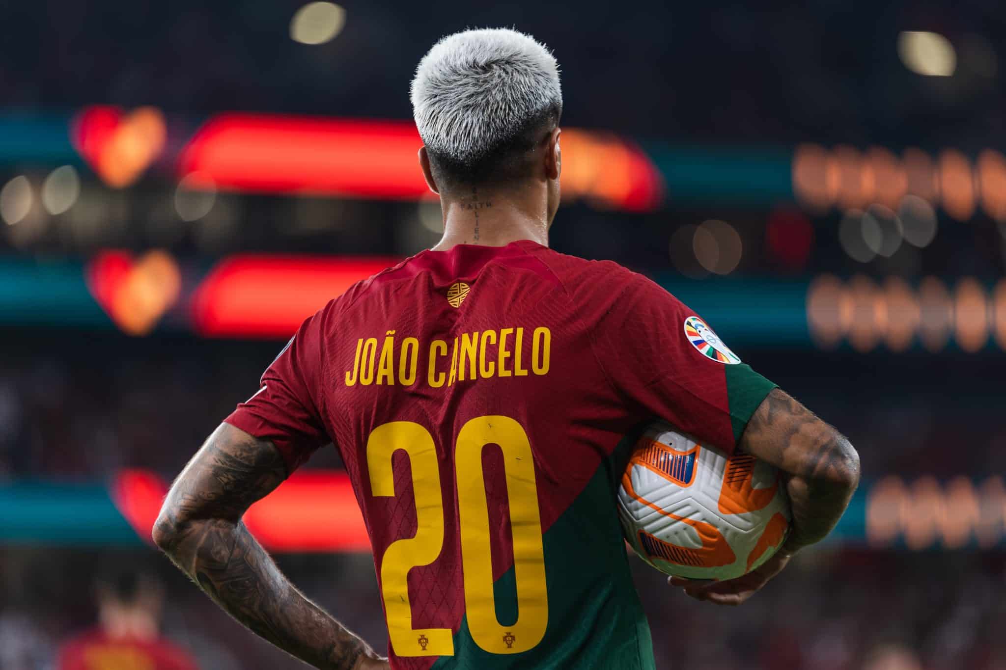 ¿Qué 6 objetivos existen en el saque de banda ofensivo?